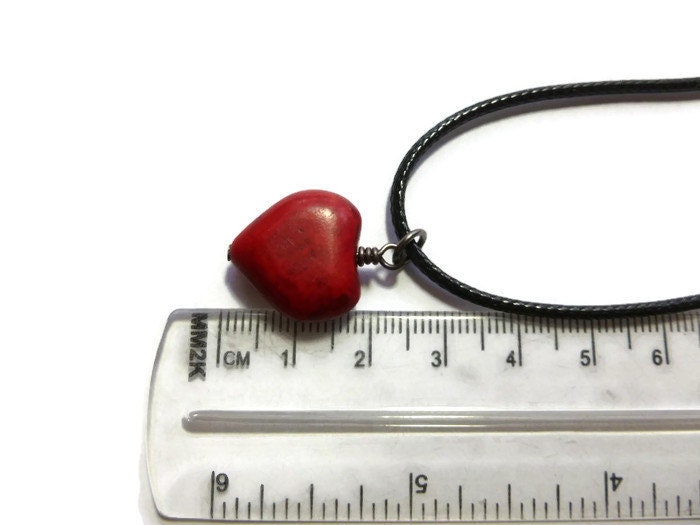 Red Heart Necklace ~ Howlite ~ Heart Shaped Pendant ~ 18mm Heart ~ Love ...