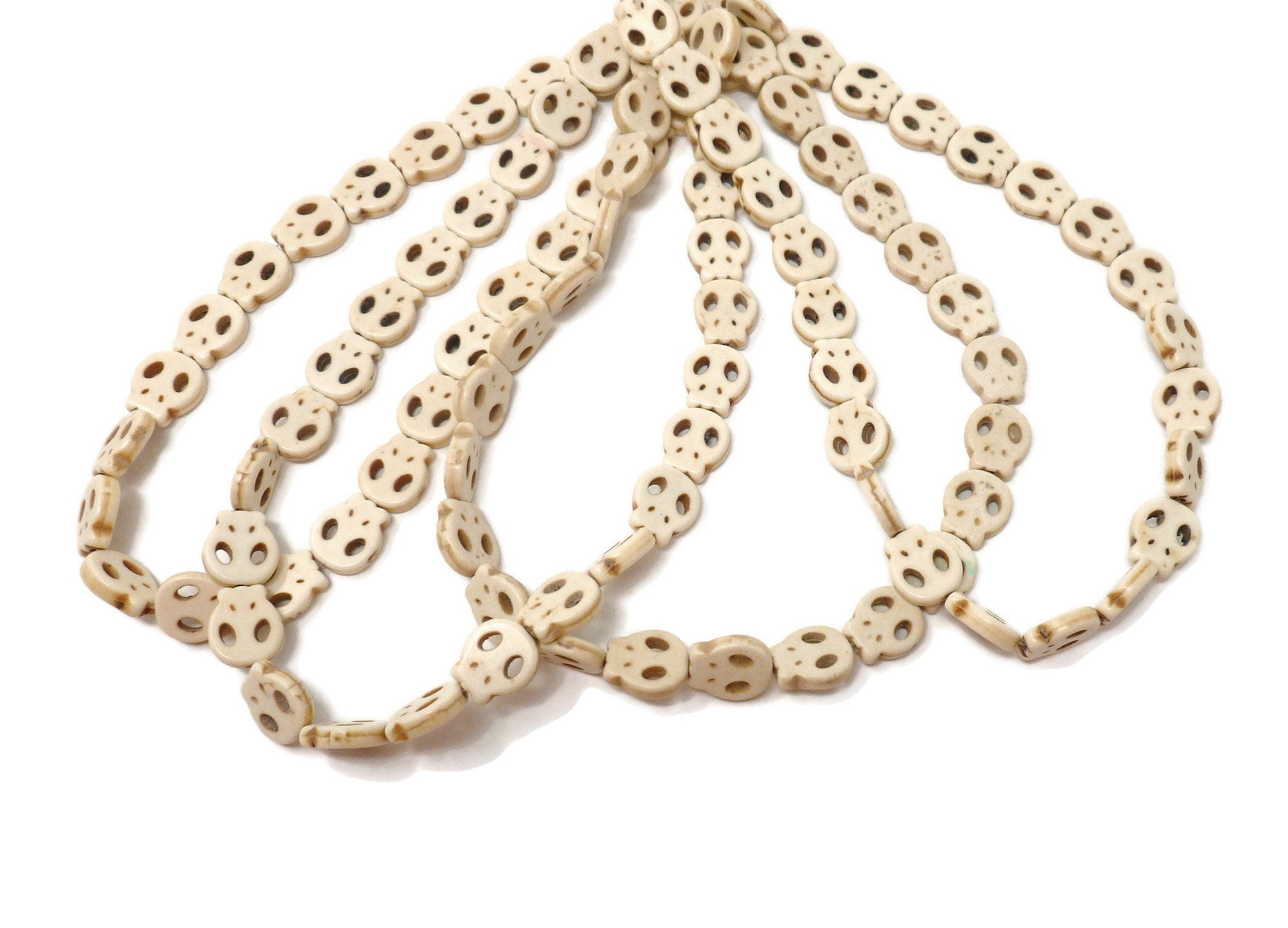 Bone White Howlite Flat Skull Bead - 15mm x 13mm - 26 beads - Full ...