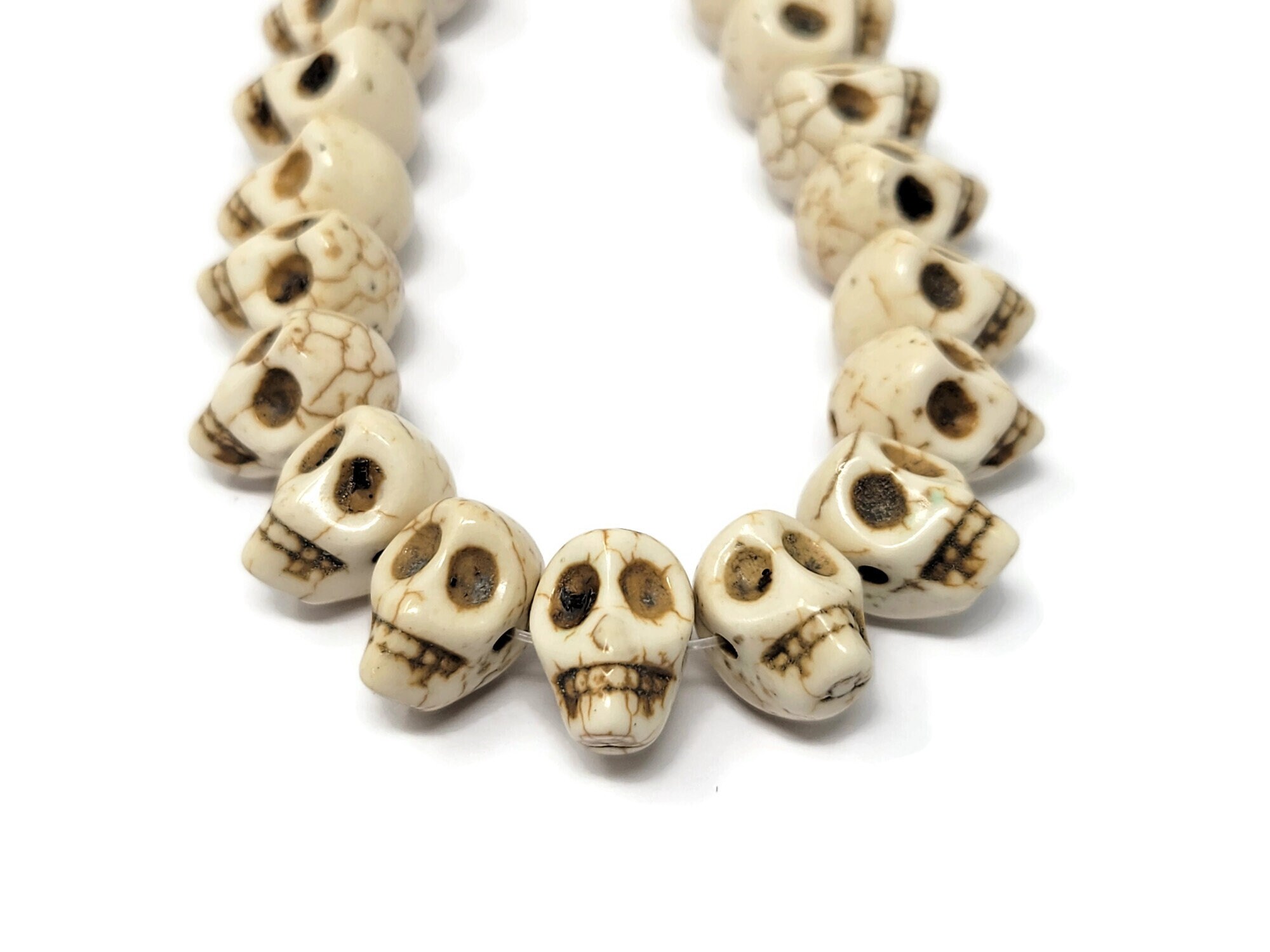 Bone White Howlite Skull Bead - Side Drilled Skulls - 13mm x 12mm x ...