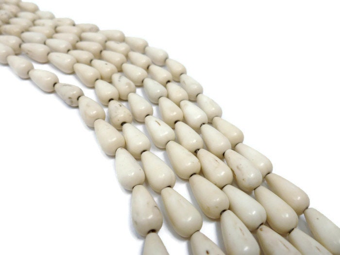 Bone White Howlite Teardrop Bead - 13mm x 7mm - 30 beads - Full Strand ...