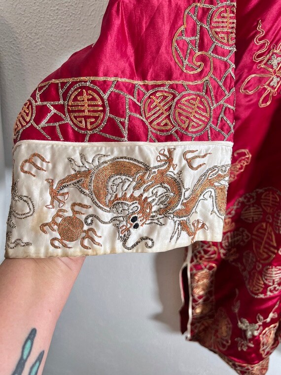 Lovely Antique Chinese Silk Robe Jacket w Metallic Em… - Gem