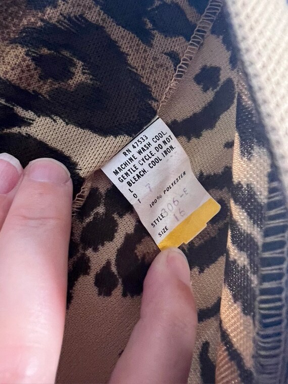 Vintage 60s to 70s Tiger Leopard Print Sleeveless Top… - Gem