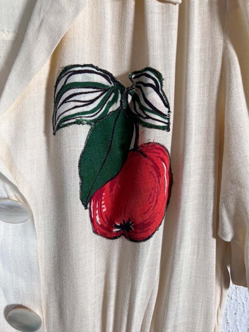 Cutest Vintage 1930s Apple Dress W Mother of Pearl Buttons & Apple ...