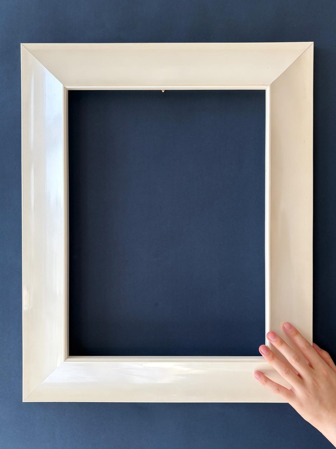 Modern and Minimalist Solid Wood Picture Frame, White Oil Painting ...