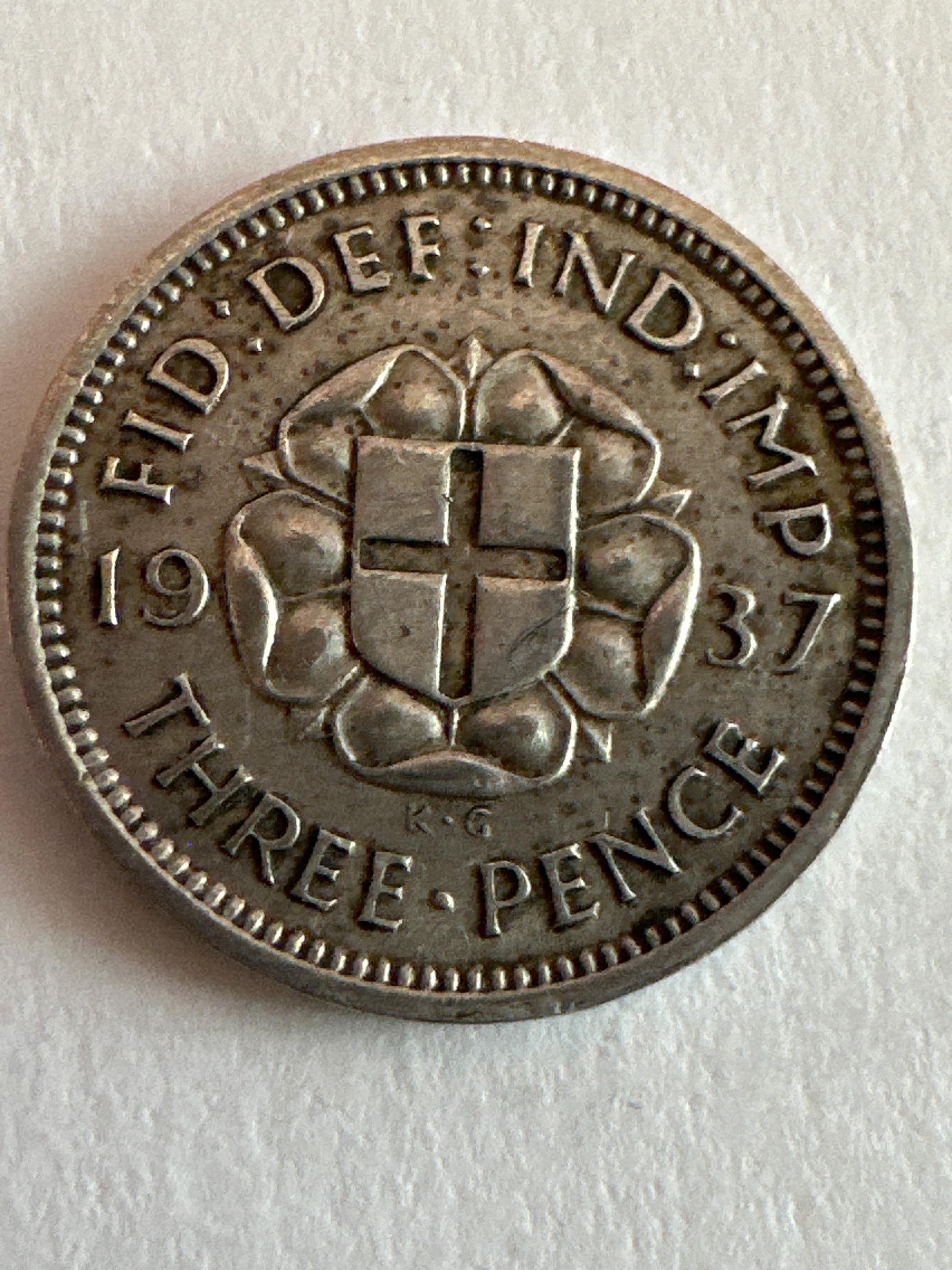 VINTAGE SILVER 3 Pence Coins CHOICE of Date 0.5 Silver George V - Etsy