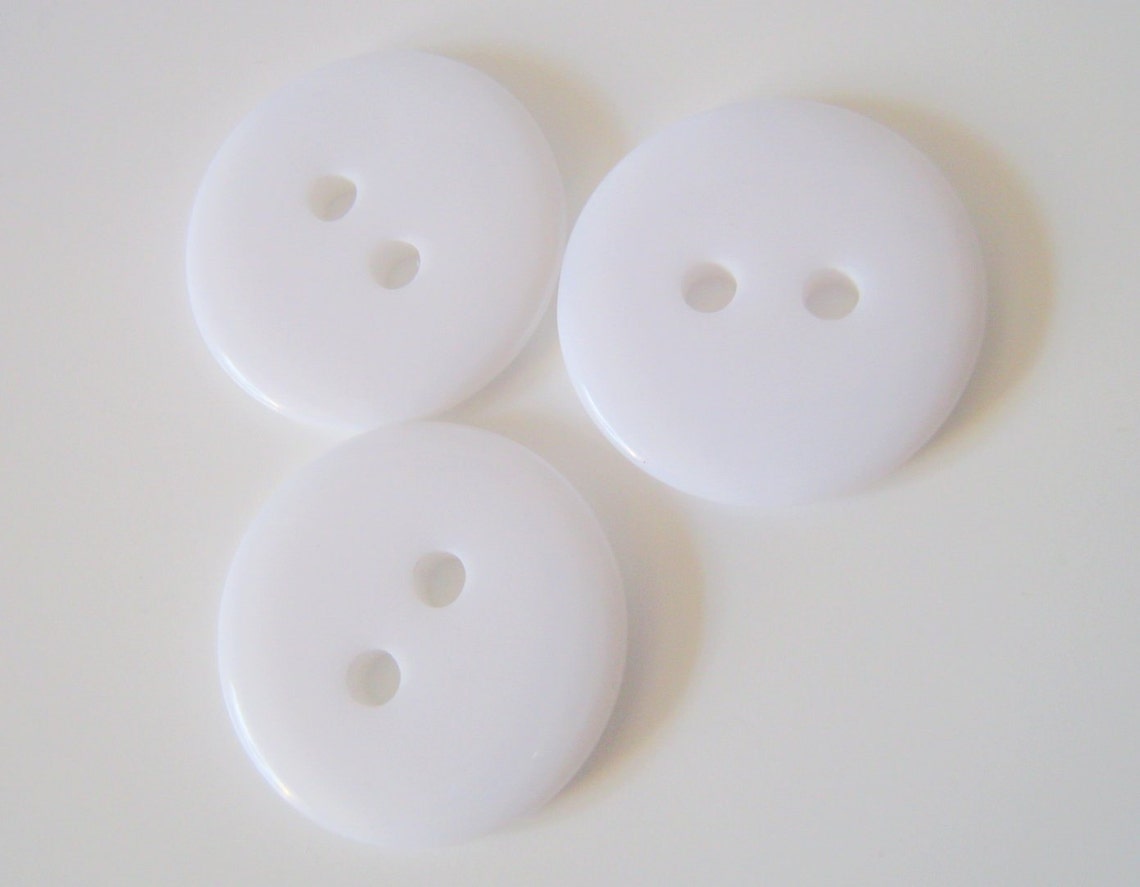 25 White Round Resin Sewing Buttons, 18mm, Sewing Buttons, White ...