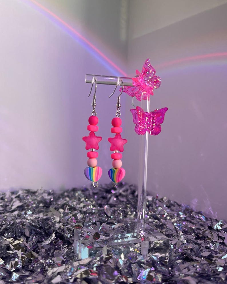 Happy Baddie ⋆ Hot Pink & Rainbow Heart Statement Earrings - Etsy