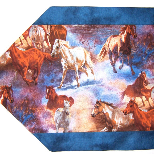 Horse Table Runner - Etsy