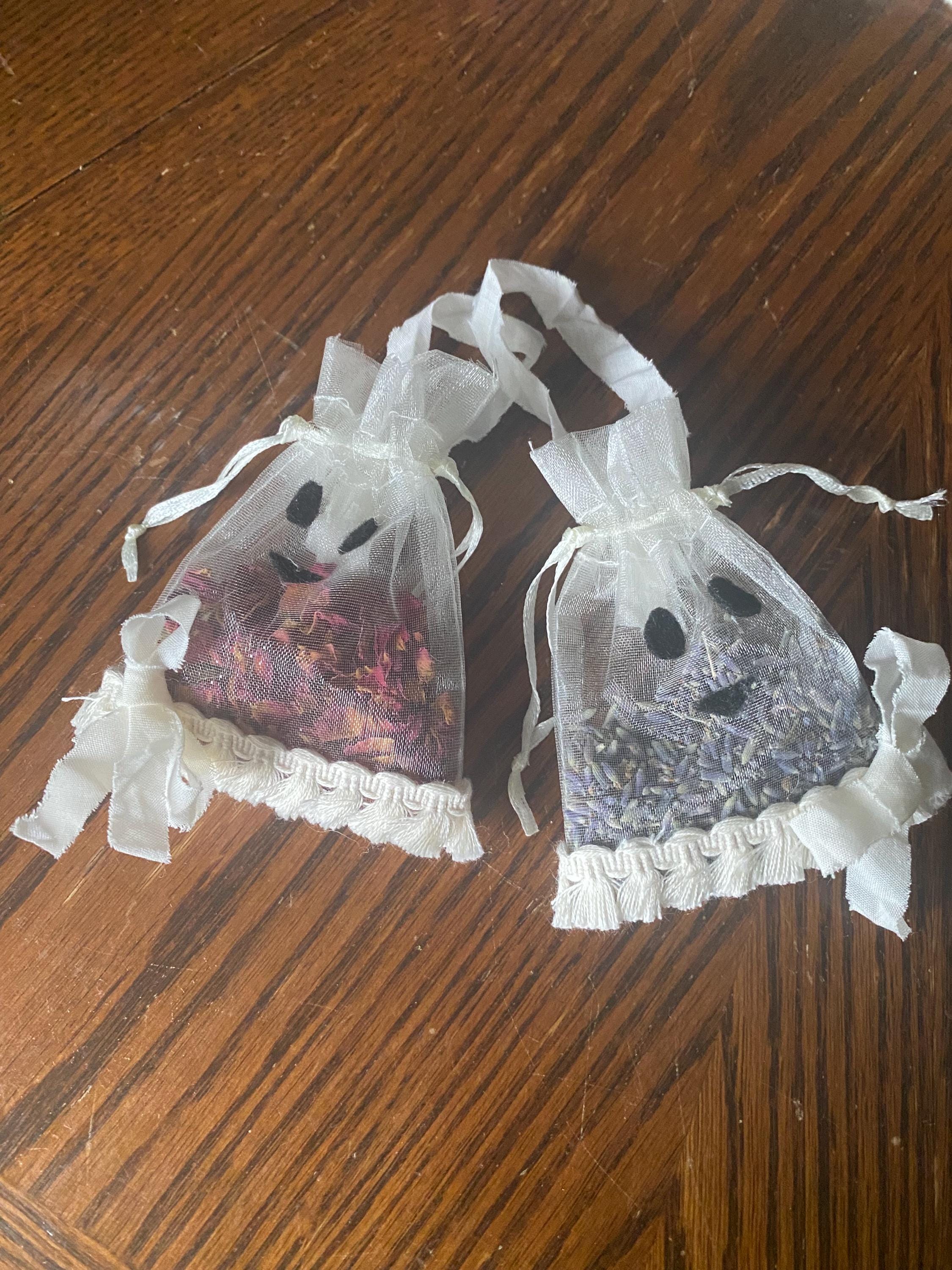 Shabby Chic Ghost Sachets, Lavender and Rose Petals, Sachet Ghosts ...