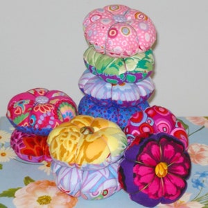 Pin Cushion Sewing Pattern, Round Plump Shape, Easy & Fun to Make From ...