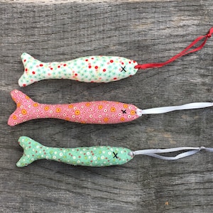 Fabric Fish Sewing Pattern PDF Tutorial to Make 3D Herring & Sardine ...