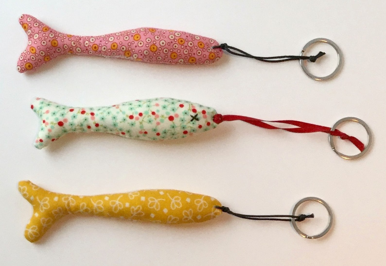 Fabric Fish Sewing Pattern: Herring and Sardine Ornaments (PDF Tutorial ...