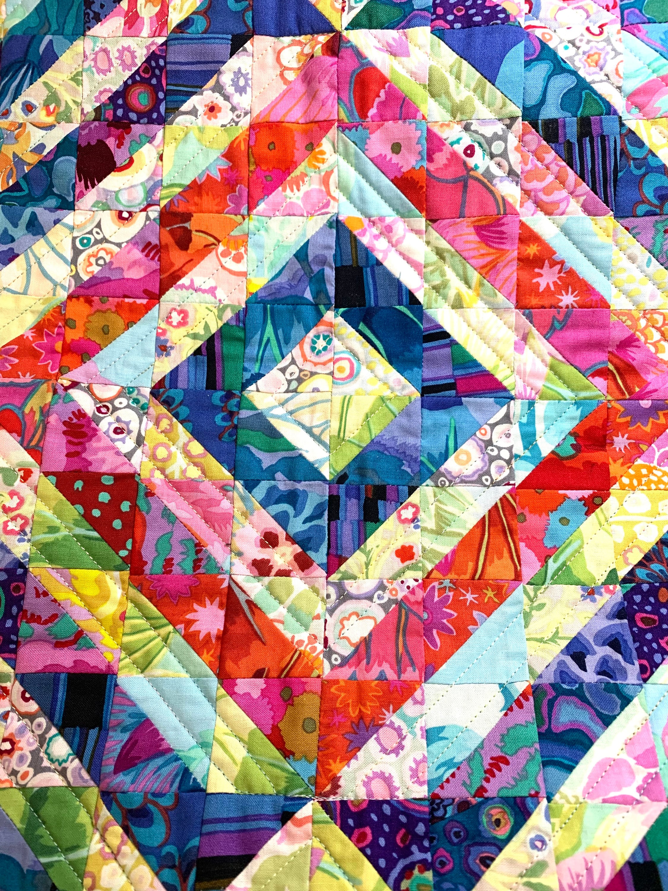 Half Square Triangle Mini Quilt Sewing Pattern: Beginner Patchwork ...