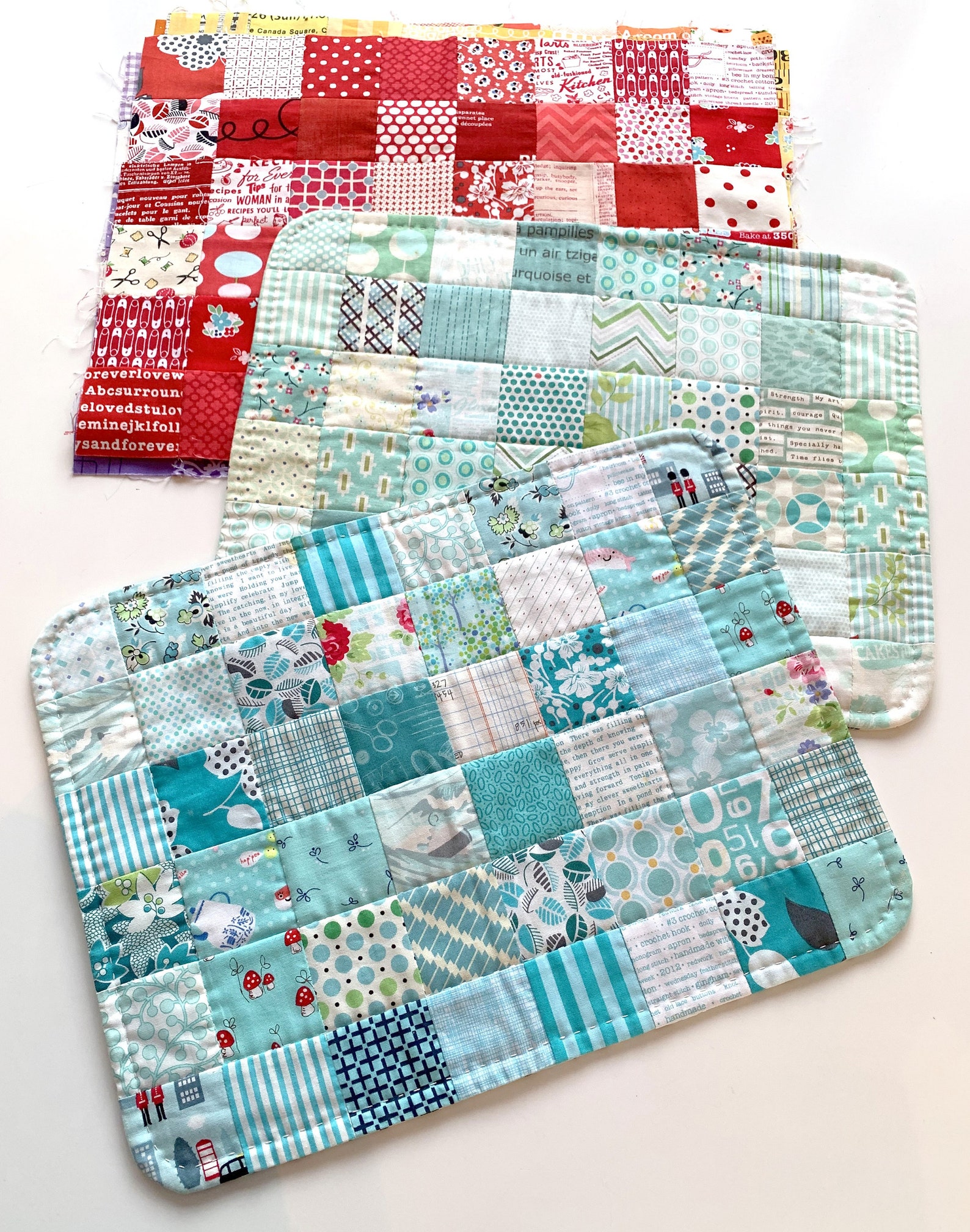 Patchwork Quilt Placemat Sewing Pattern: Easy Quilted Table Mats (PDF ...