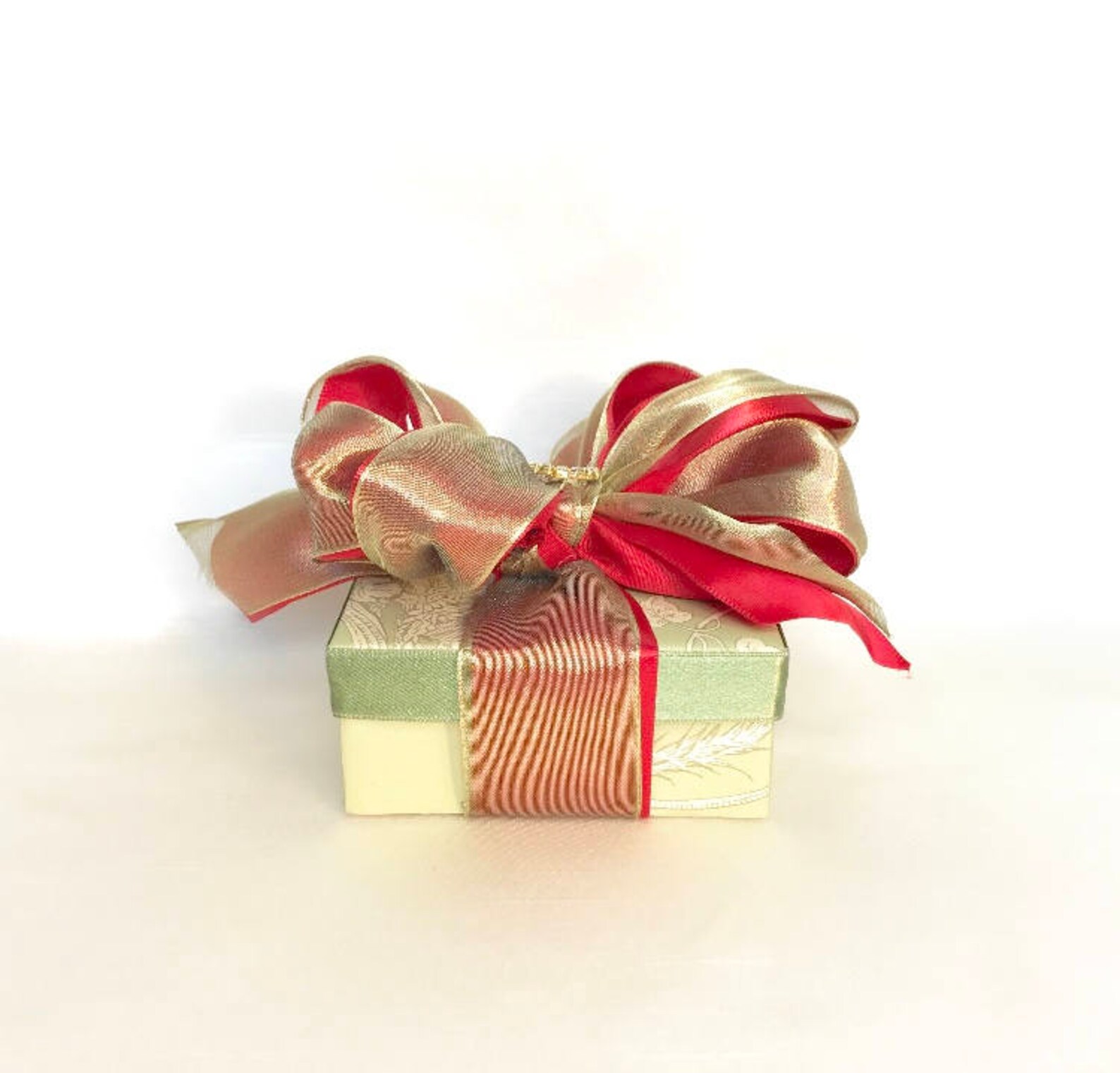 Gift Box Red Green Stripes White Christmas Bridesmaid - Etsy