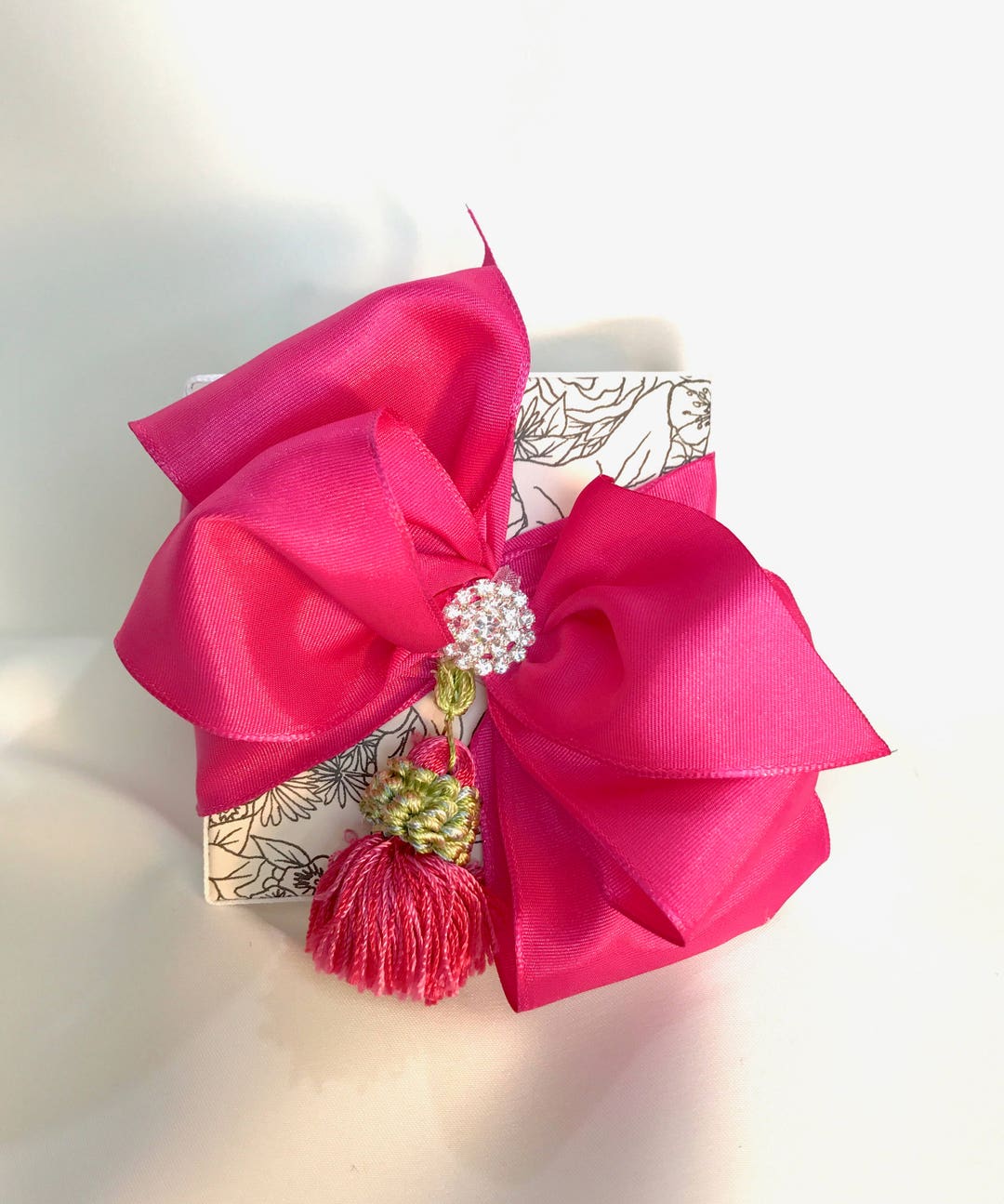 Gift Box, Hot Pink Gift Box Christmas Vintage Jewelry Gift Box Favors ...