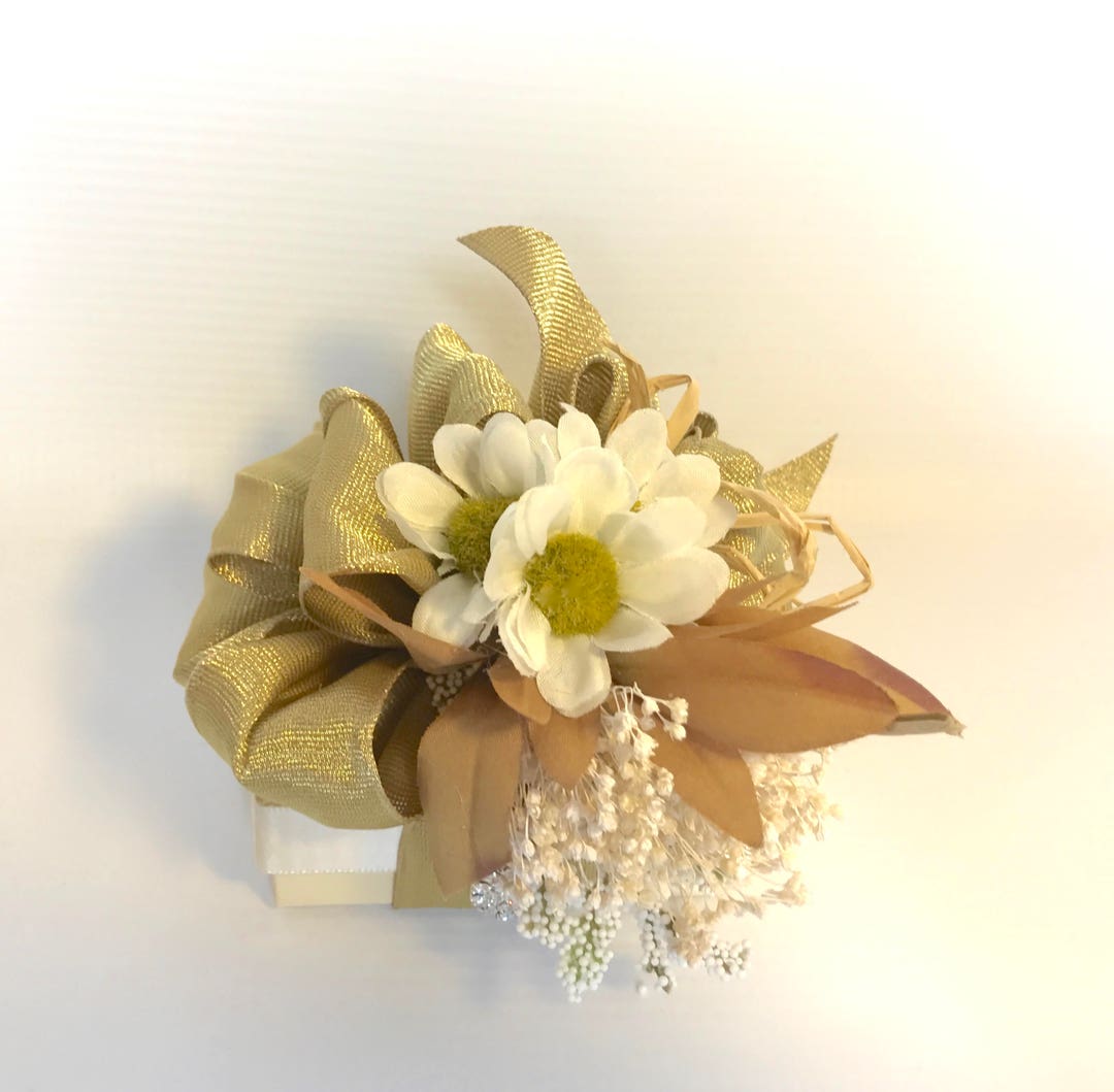 Daisies Ivory Gold Gift Box Jewelry Gift Box Wedding Favor Box Jewelry ...