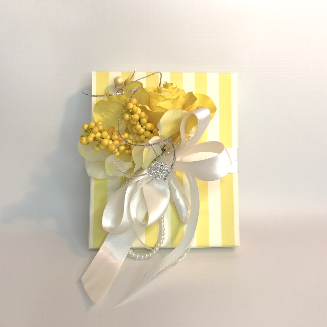 Yellow and White Girly Gift Box Favors Jewelry Gift Cards Mothers Day ...