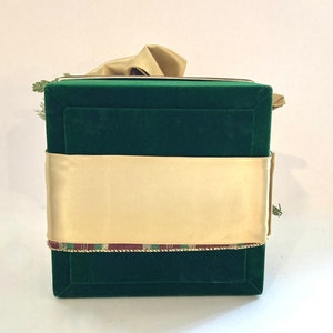 Handmade Green Velvet Christmas Gift Box: Gold Ribbon, Red Roses - Etsy