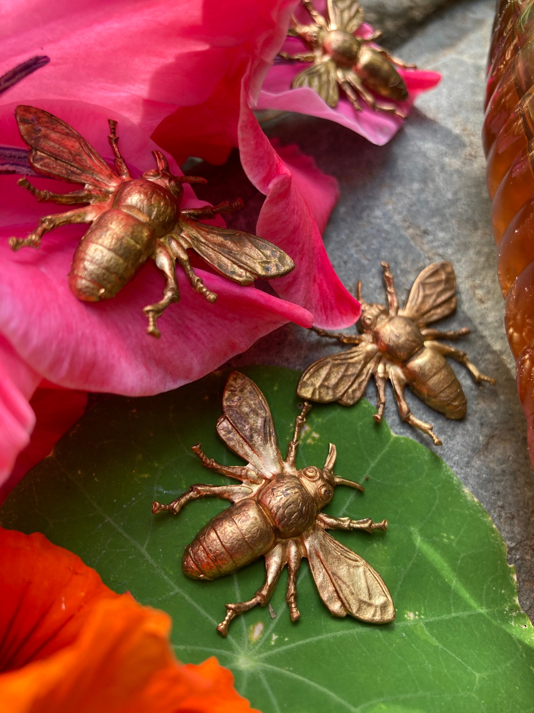 4 Vintage Patina Bees for You to Get Busy With - Etsy