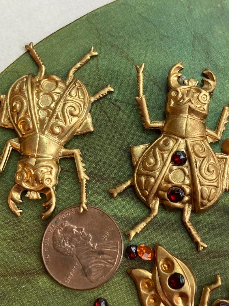 2 Vintage Brass Bug Settings, A Must Have for Nature Lovers! - Etsy