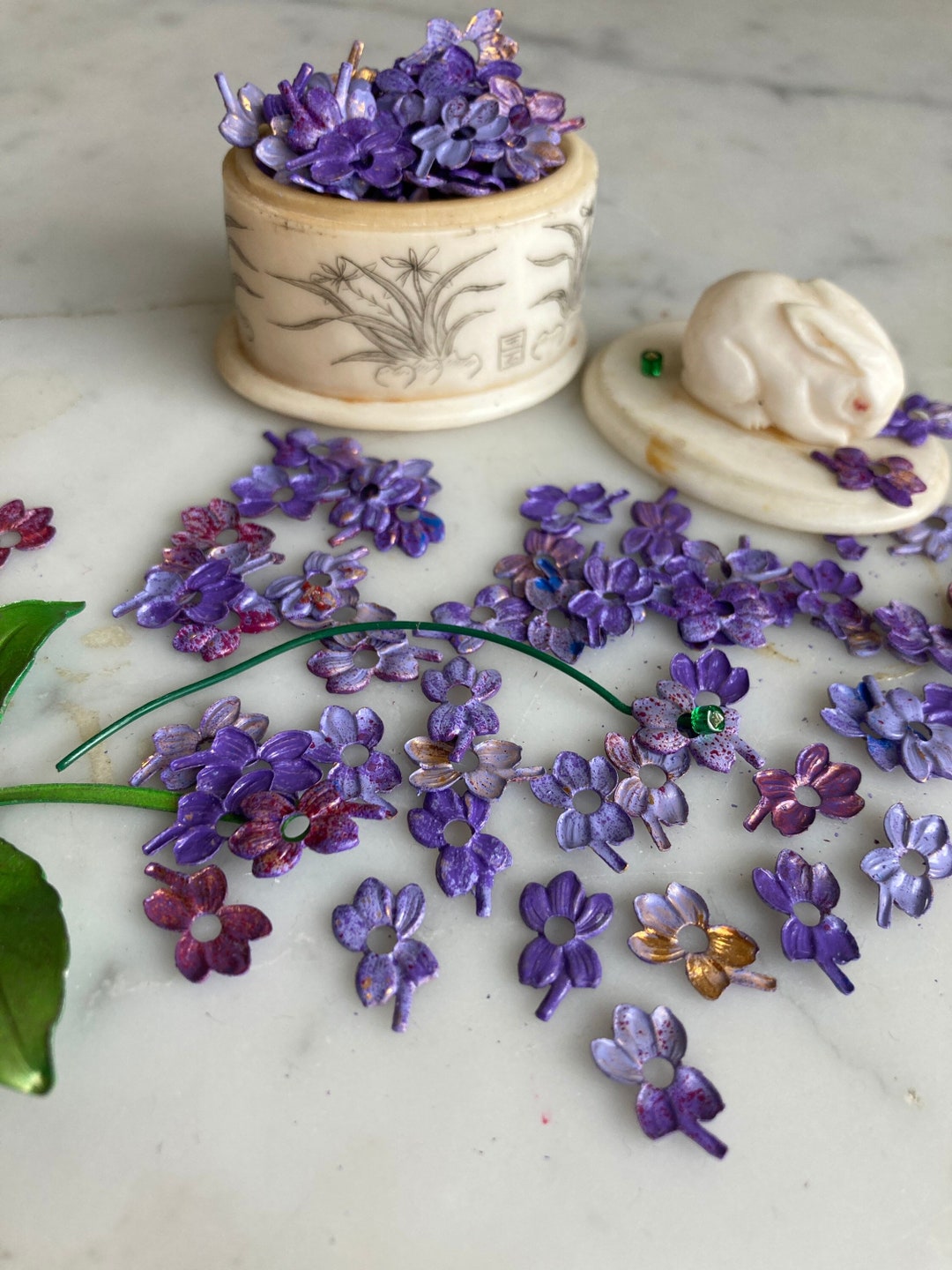 20 Painted Lilac Flowers, Shabby Chic Shades of Lilac, 8x13mm - Etsy