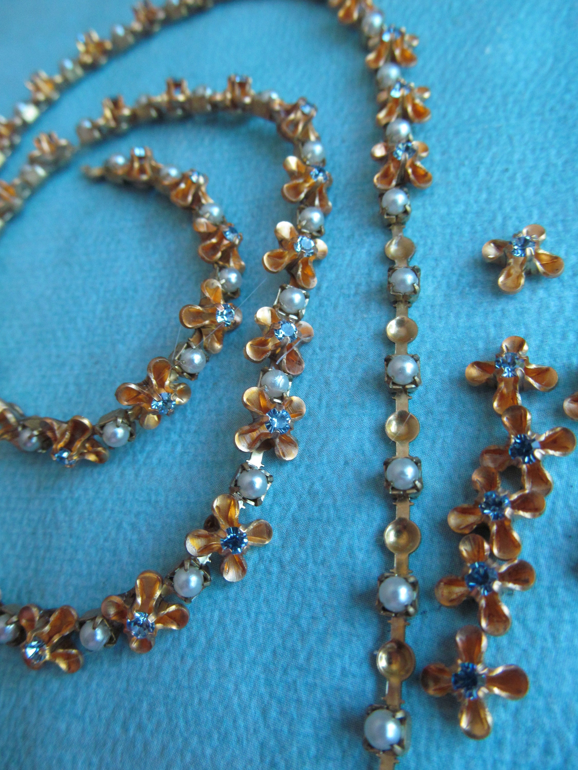 Make Beautiful Flower Chain Swarovski Pearl Cup Chain With | Etsy