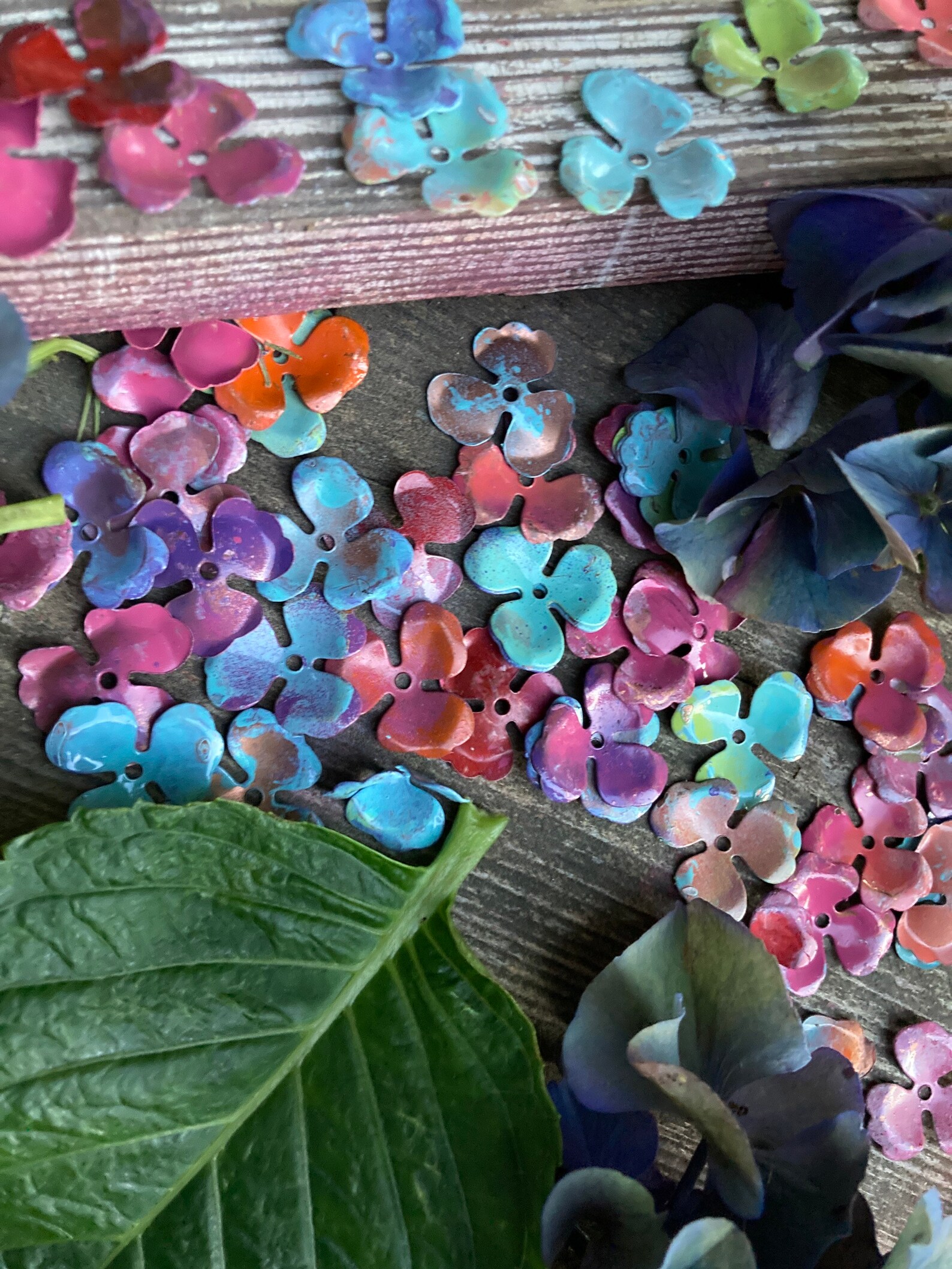 20 Wonderful Vintage Painted Metal Hydrangea Flowers, Late Fall Mixed ...