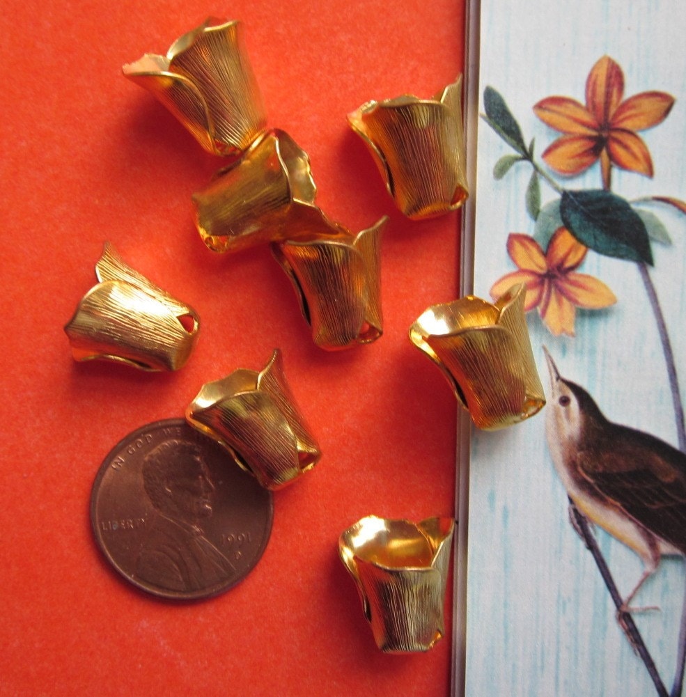 8 Fancy Metal Tulip Flowers | Etsy