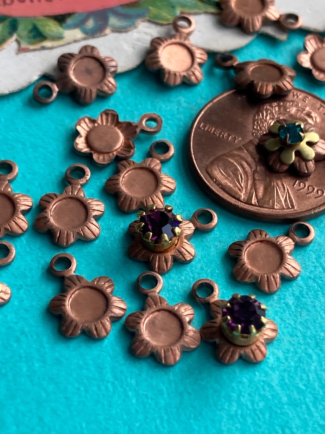 20 Vintage Daisy Settings With Hoops Baby,baby,baby Size- Patina Brass ...