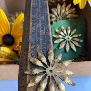 4 Beautifully Detailed Antique Brass Large Flowers - Etsy