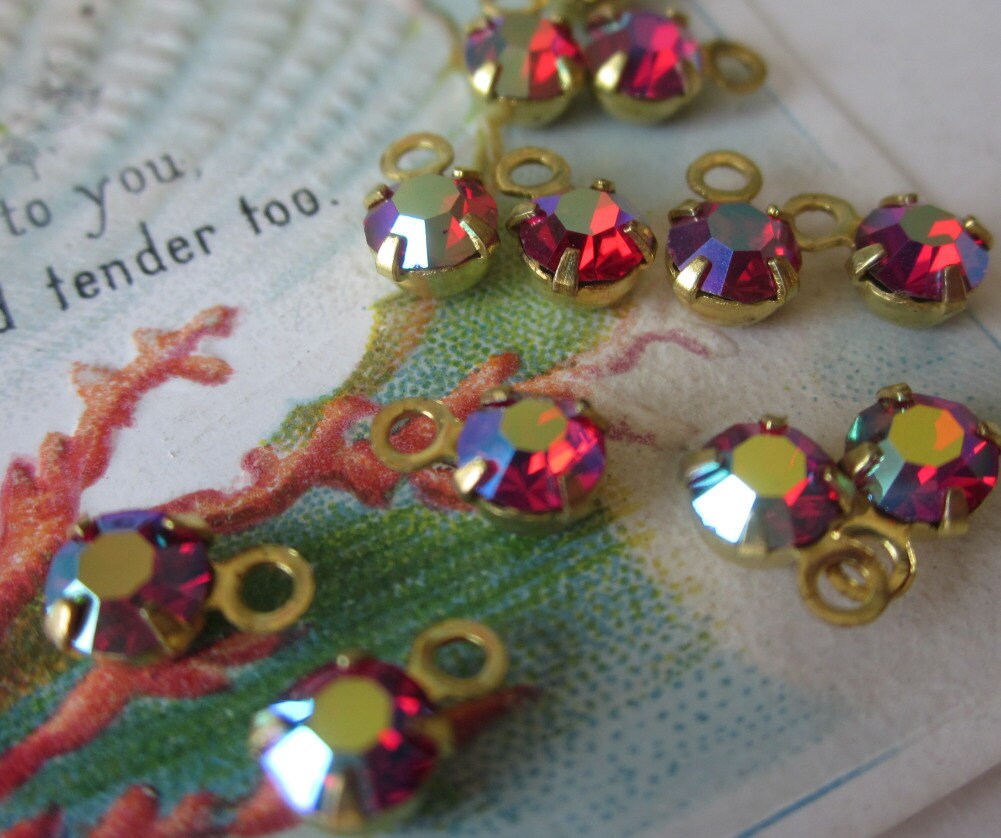 Tiny Vintage Swarovski AB Fuchsia Crystal With Hoop - Etsy