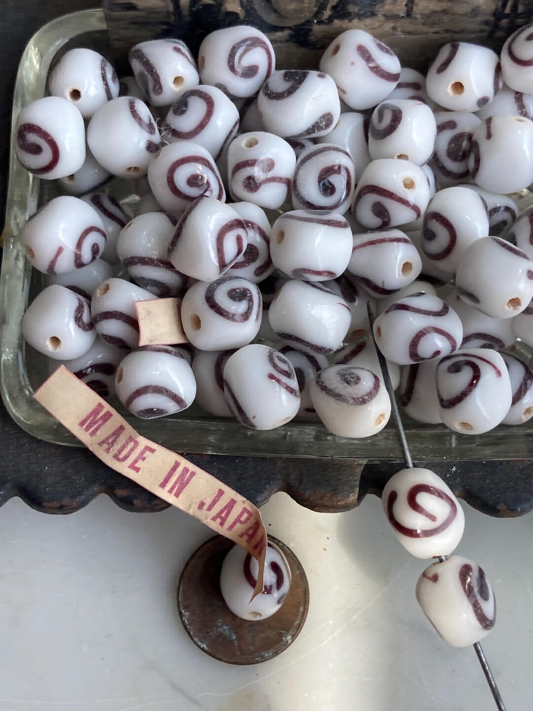 10 Vintage Japanese Black and White Lumpy 8mm Beads - Etsy