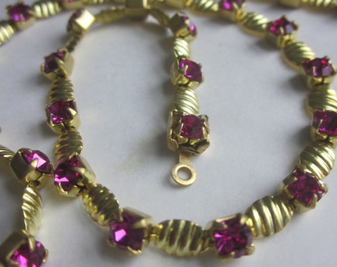 Exceptional Vintage Fuchsia Rhinestone Jointed Chain 15 Inches - Etsy