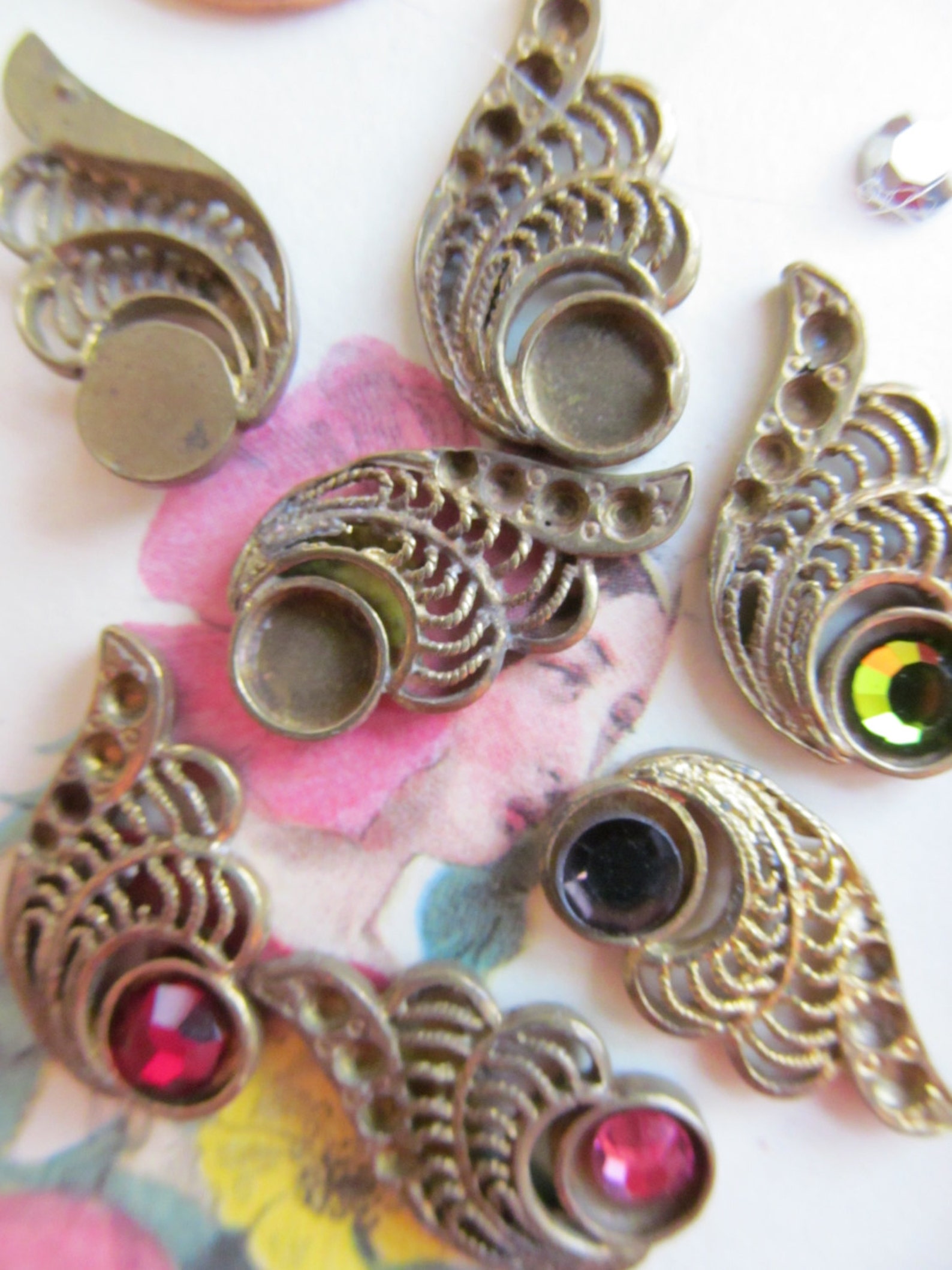 8 Vintage Fan Shape Settings - Etsy