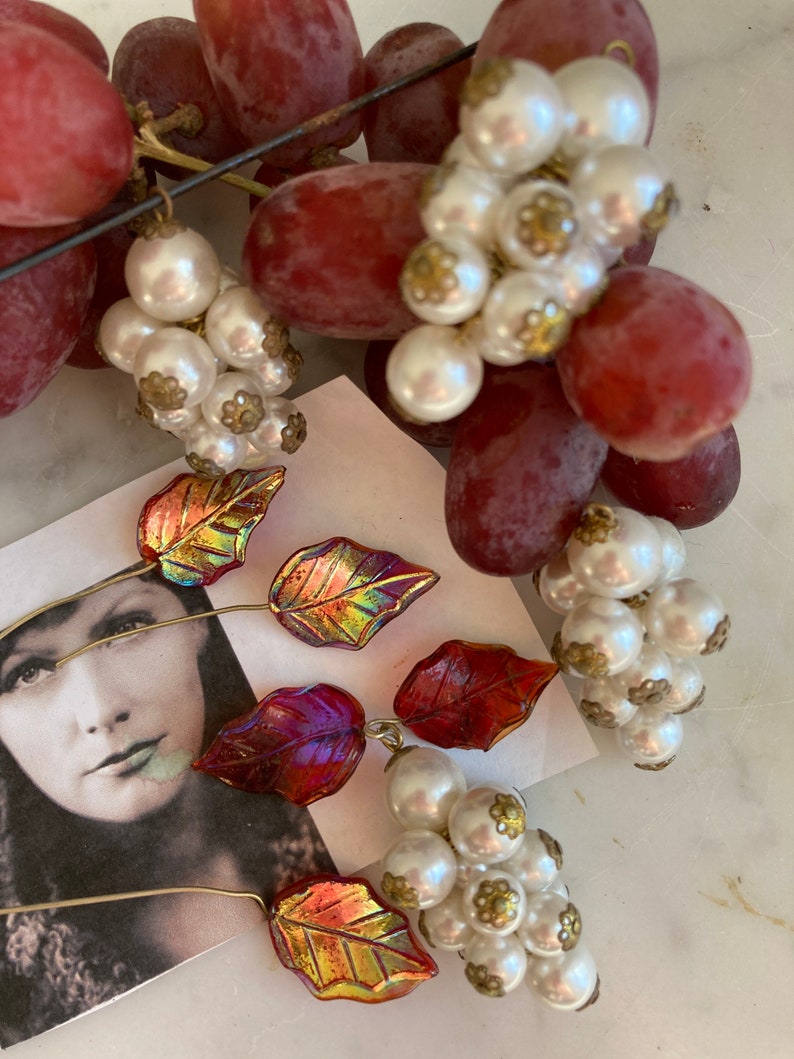 Vintage Pearl Grape Clusters With Large Glass Leaves, Carmen Miranda - Etsy
