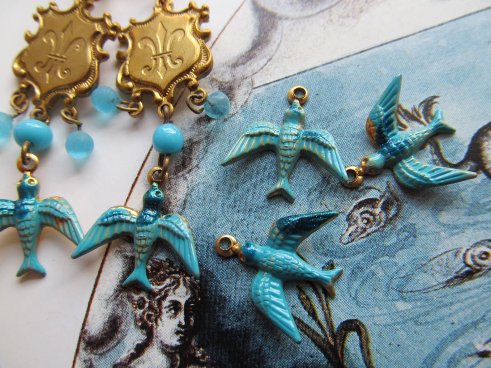 5 Small Bluebird Charms - Etsy