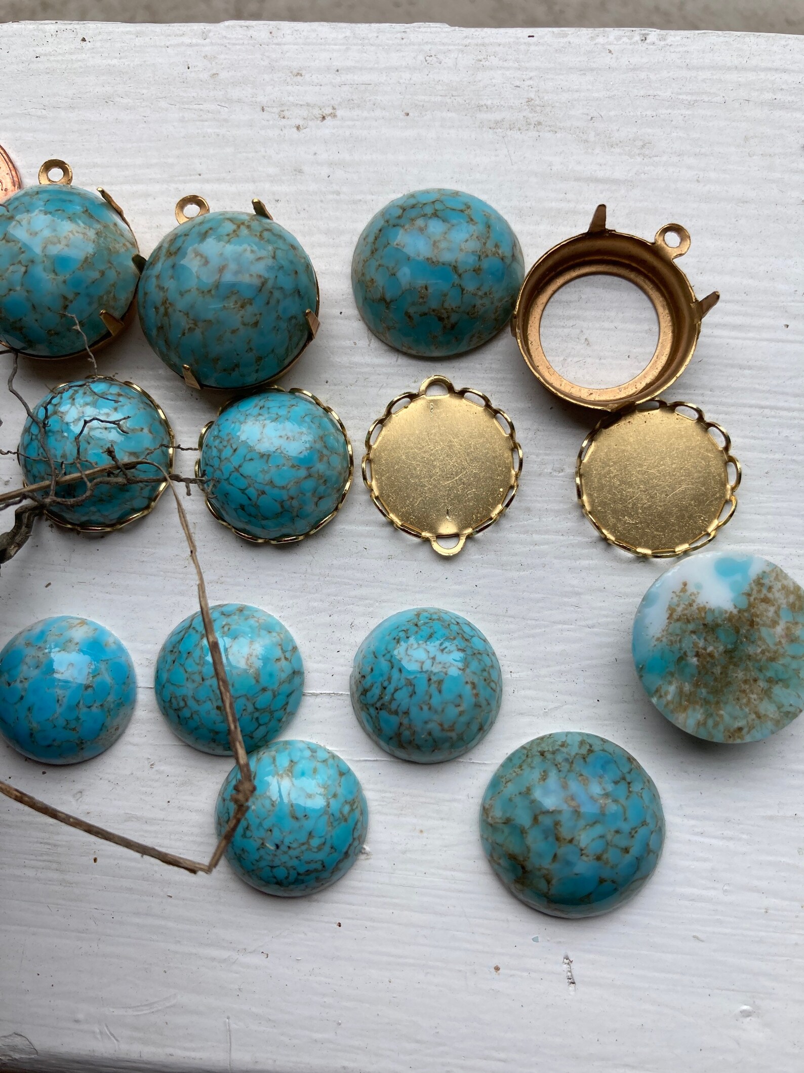 Vintage Robins Egg spotted Blue Cabochons 15mm or - Etsy
