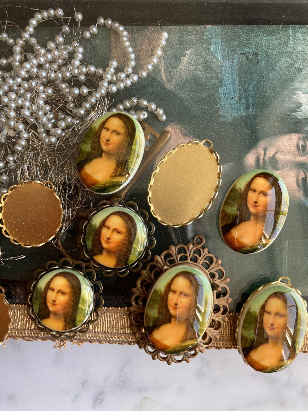 Vintage German Mona Lisa Cabochon in Setting, 25/18mm Oval or 18mm ...