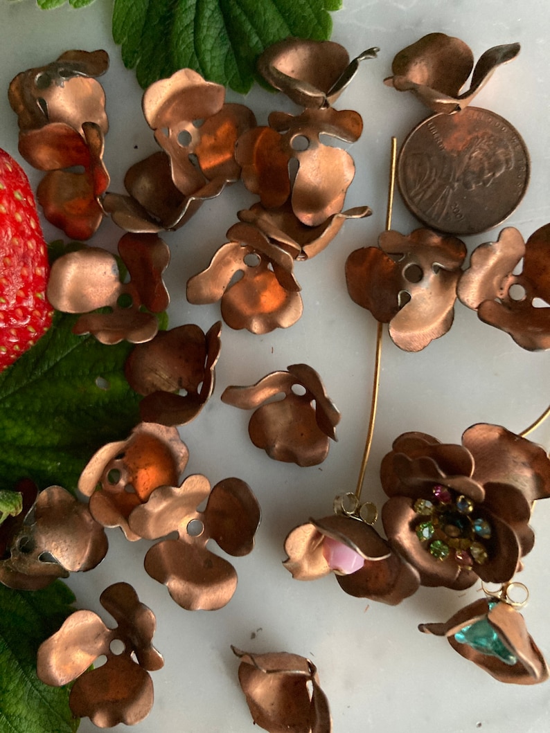 20 Vintage Copper Cup Shaped Metal Flower - Etsy