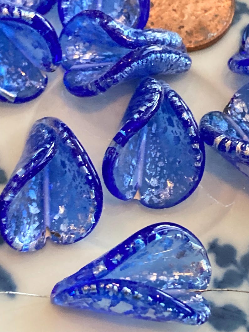 4 Antique Italian Venetian Glass Bead, Lily Shape, 1 Inch-25mm Long ...