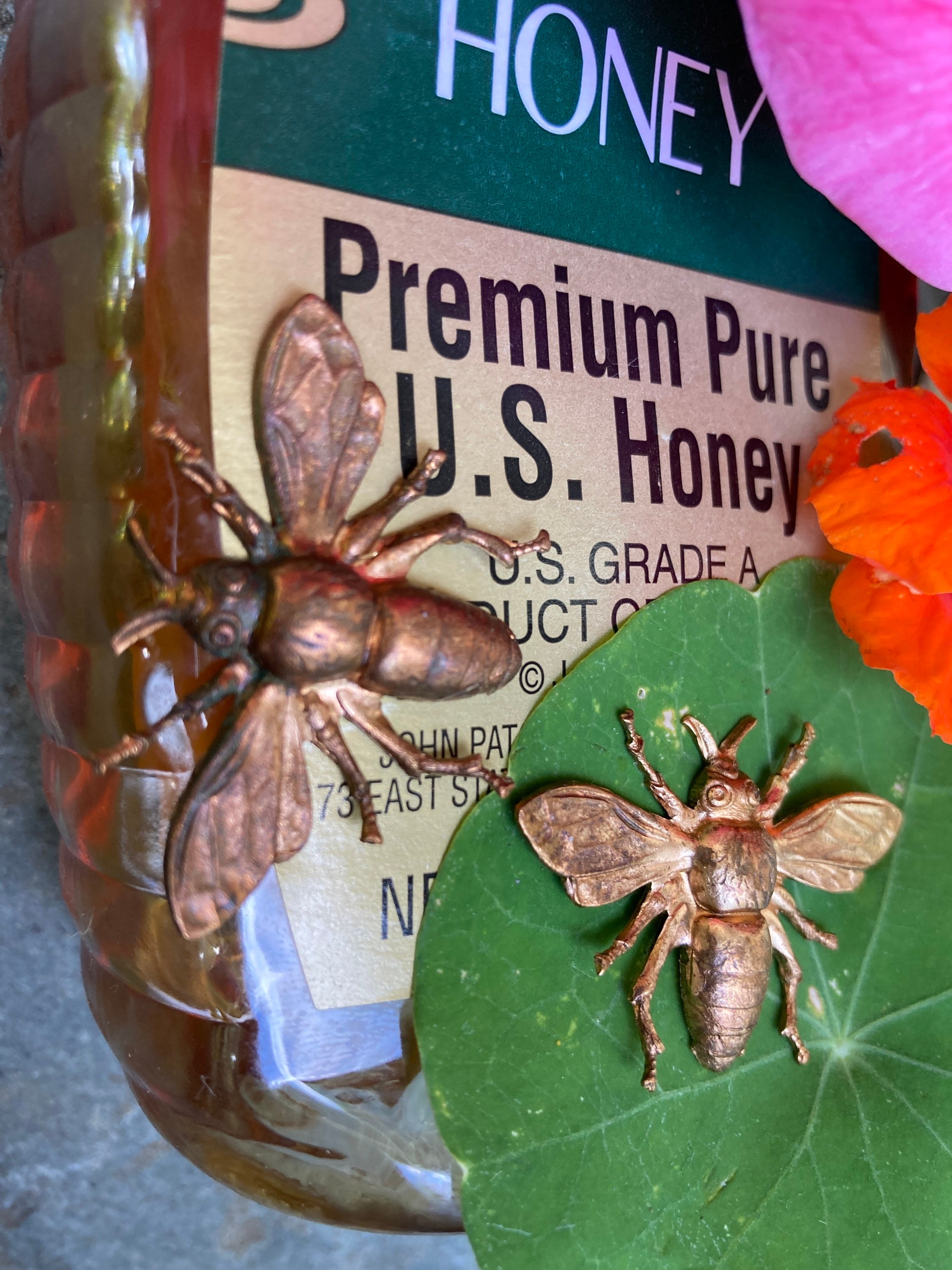 4 Vintage Patina Bees for You to Get Busy With - Etsy