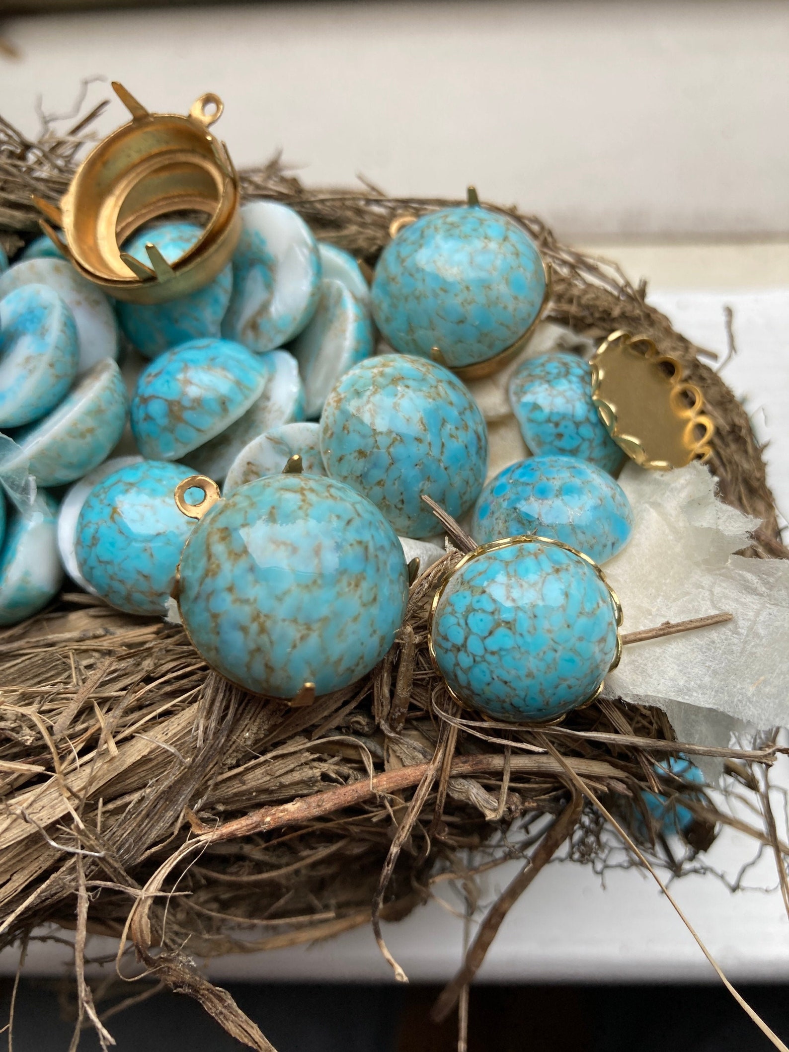 Vintage Robins Egg spotted Blue Cabochons 15mm or - Etsy