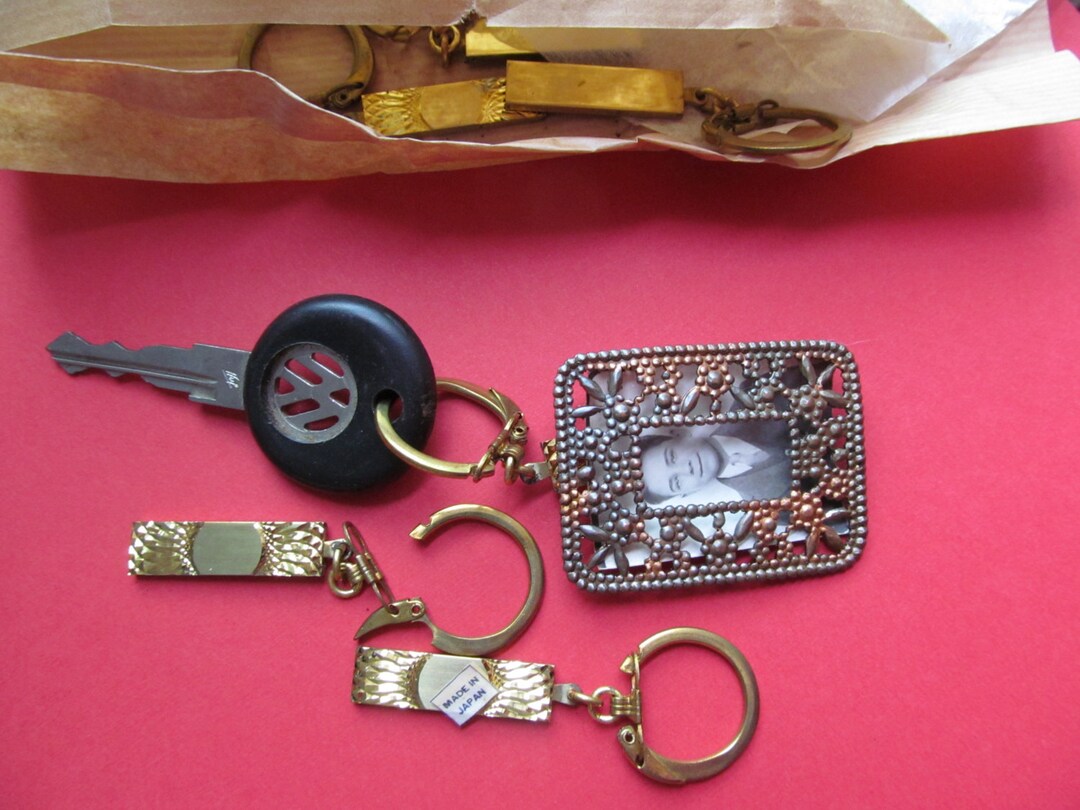 5 Vintage Japanese Keychain for Upcycling - Etsy