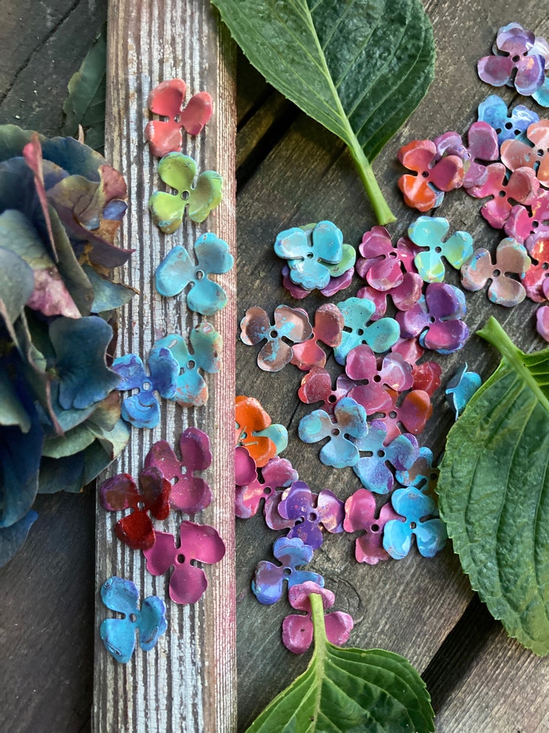 20 Wonderful Vintage Painted Metal Hydrangea Flowers Late - Etsy