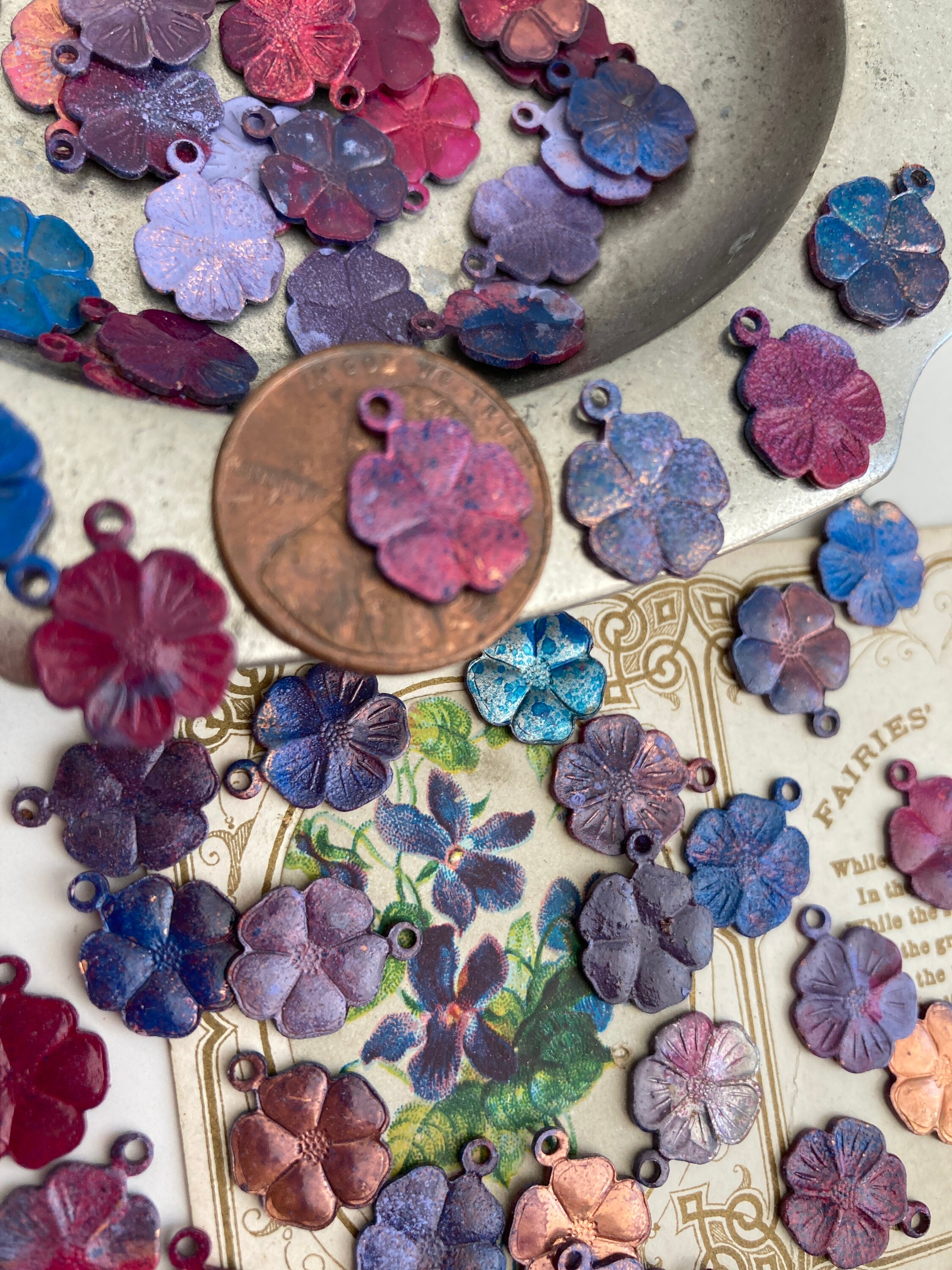 14 Violet Pansy Flowers Connectors Shabby Chic | Etsy