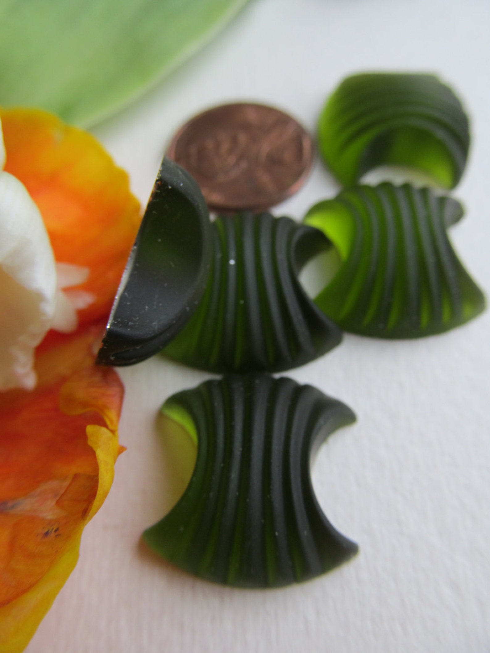 3 Vintage Glass Ribbed Bow Green Matte Art Deco Architectural - Etsy