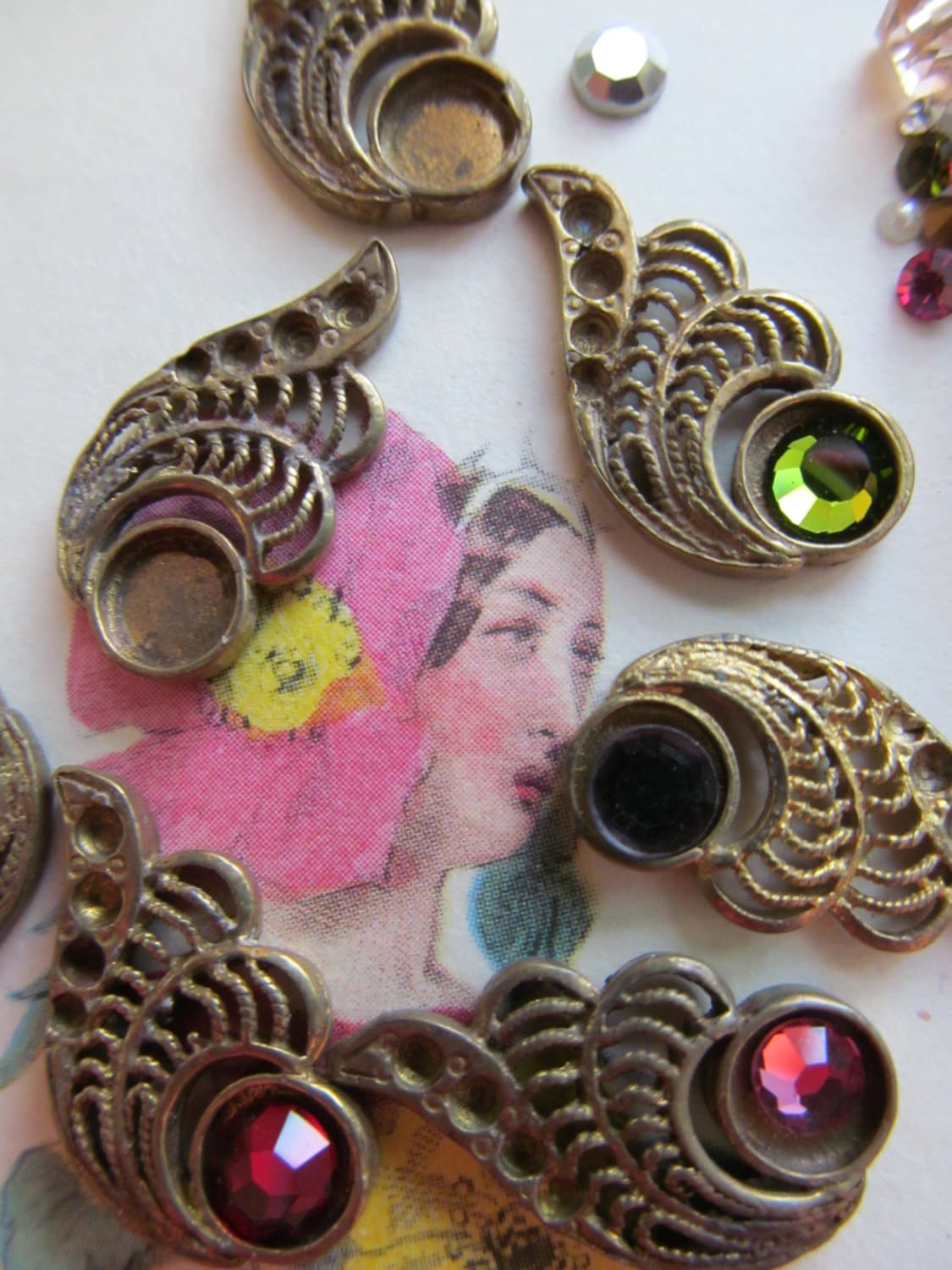 8 Vintage Fan Shape Settings - Etsy