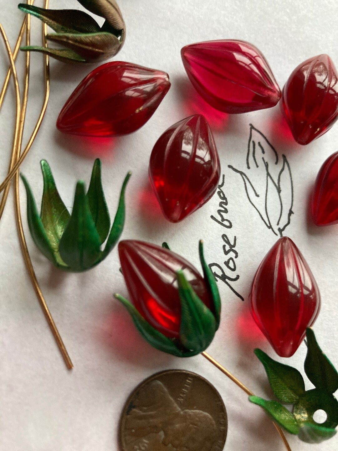 DIY ROSEBUDS, Vintage Plastic 1950's Rosebud With Vintage Brass 18mm ...
