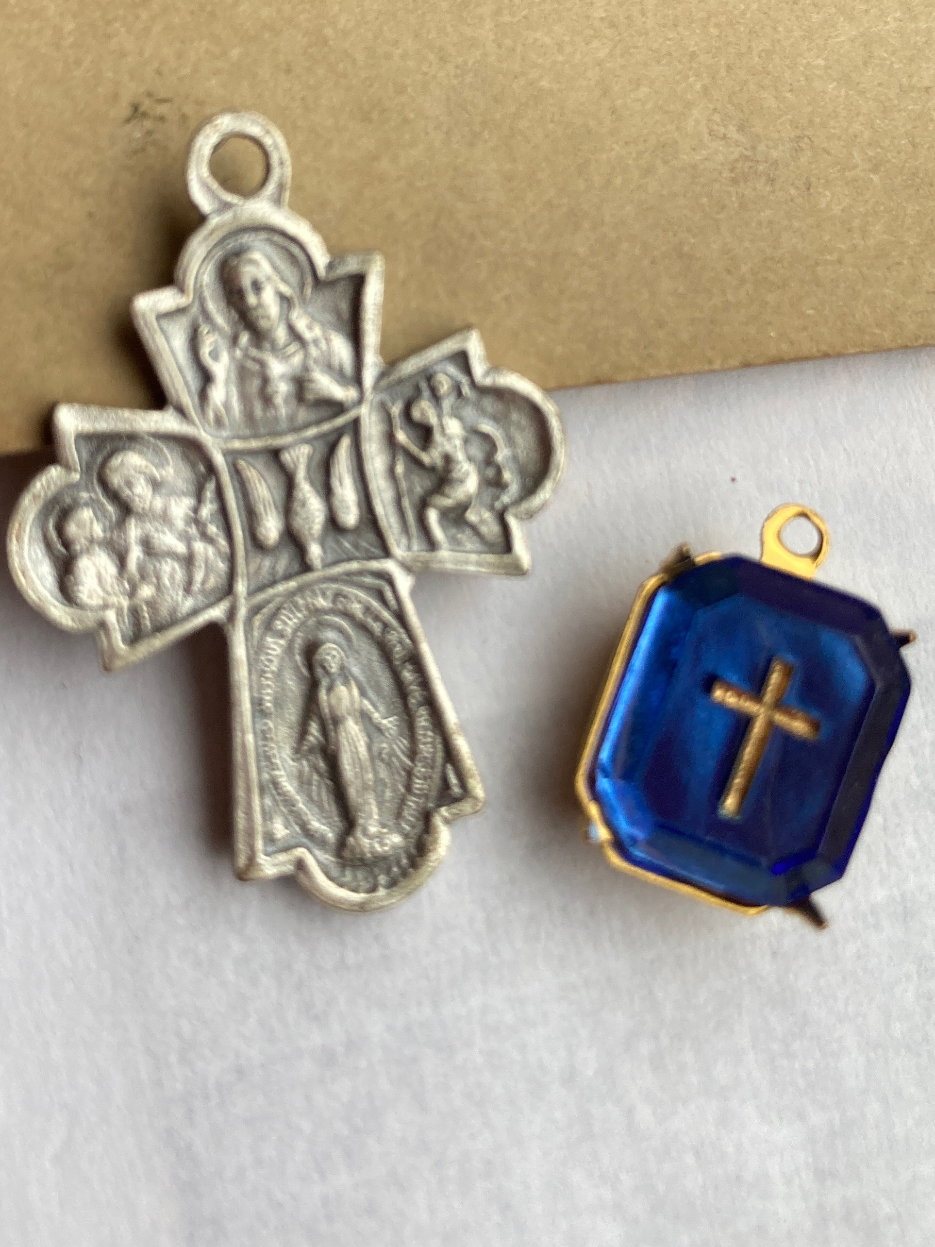 Vintage Assorted Religious Charms and Cabochons - Etsy